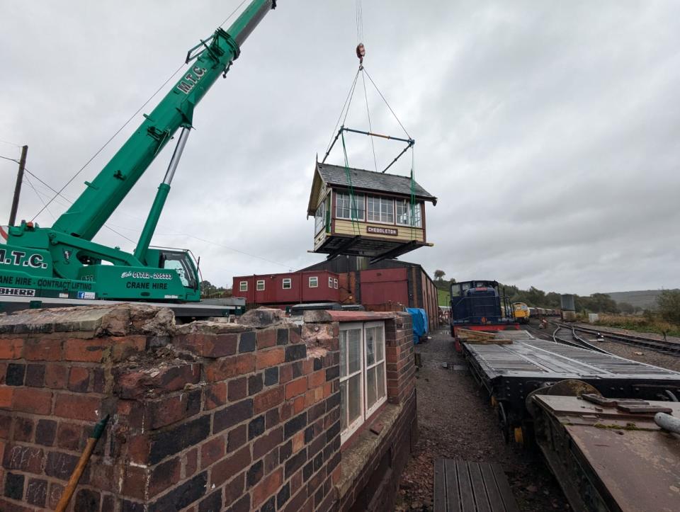 Cheddleton Signal Boxes Final Move - Churnet Valley Railway